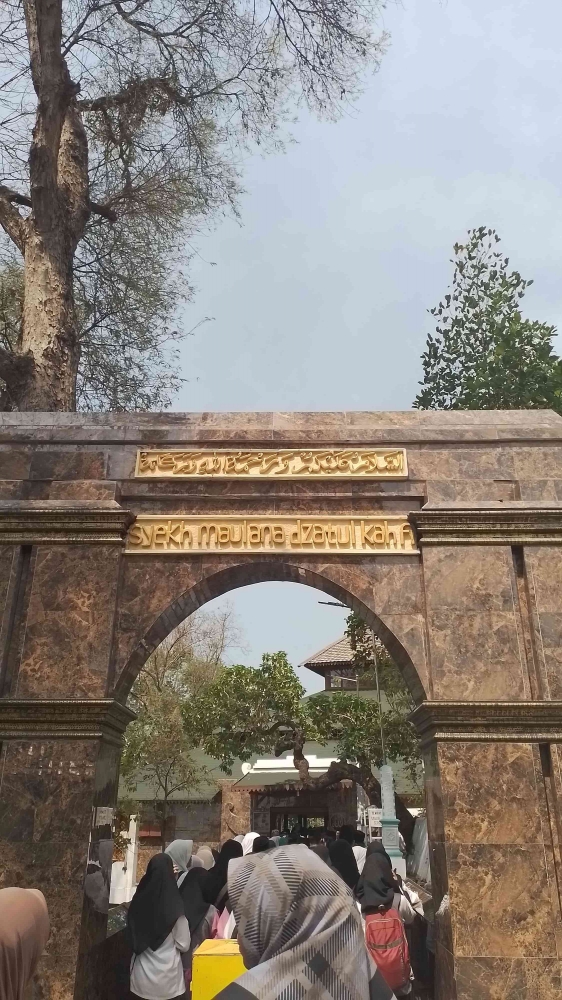 Foto Artikel : Kunjungan Ziarah Pondok Pesantren Mansyaut Tholibin ke ... Foto Artikel : Kunjungan Ziarah Pondok Pesantren Mansyaut Tholibin ke ...