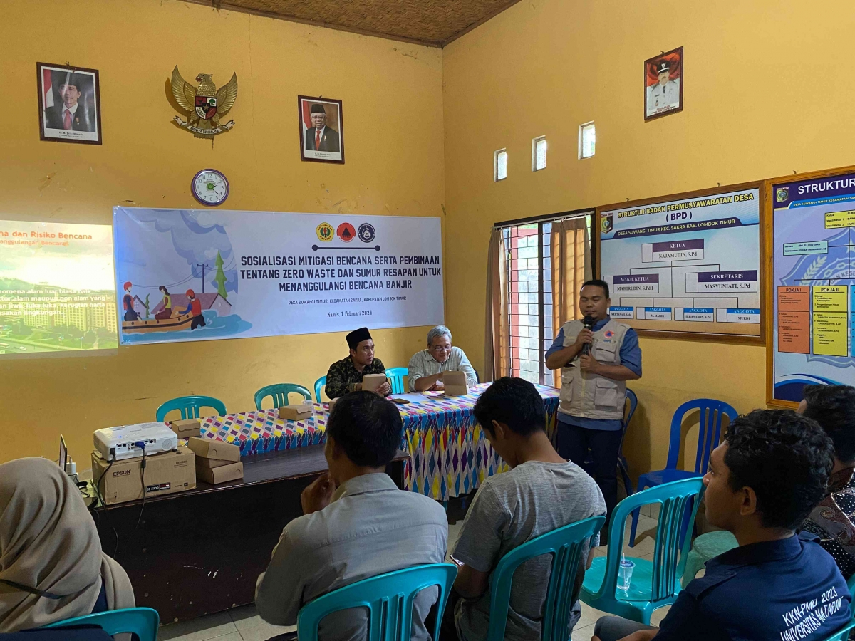Foto Artikel Mahasiswa Kkn Pmd Unram Gelar Sosialisasi Mitigasi