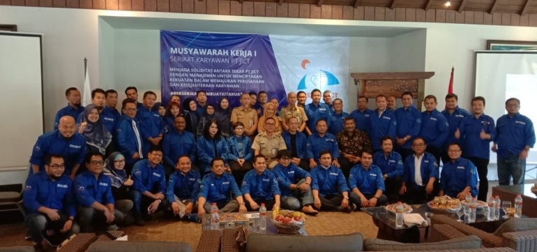 Ciptakan Hubungan Industrial yang Kondusif, Kasudinakertrans & Energi ... Ciptakan Hubungan Industrial yang Kondusif, Kasudinakertrans & Energi ...