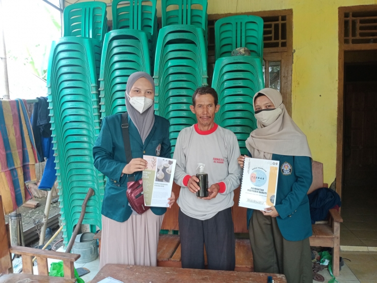 Foto Artikel : KKN Pulang Kampung, Mahasiswa UNDIP Ajarkan Cara Membuat ... Foto Artikel : KKN Pulang Kampung, Mahasiswa UNDIP Ajarkan Cara Membuat ...