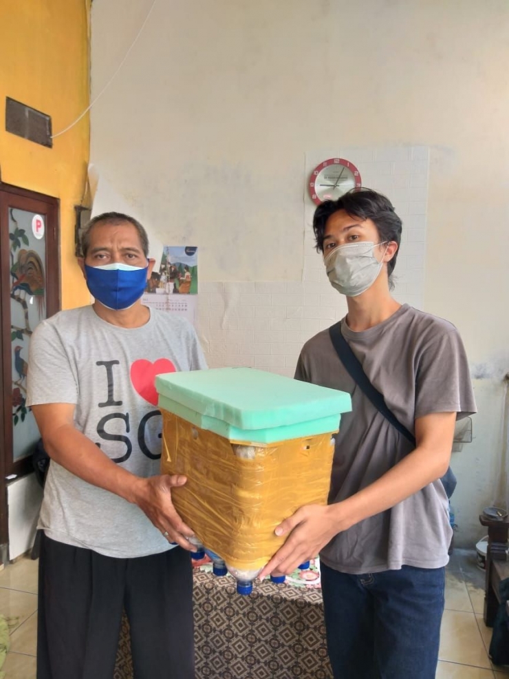 Foto Artikel : Inspiratif! Mahasiswa KKN Undip Rancang Kursi dari ... Foto Artikel : Inspiratif! Mahasiswa KKN Undip Rancang Kursi dari ...