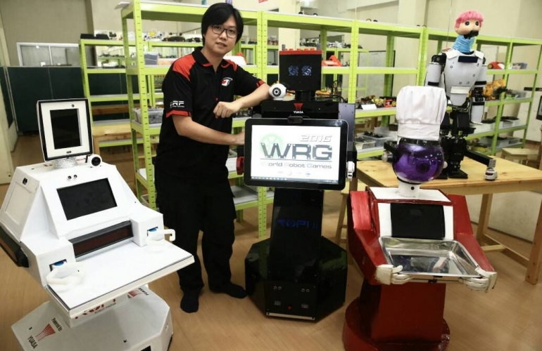 Sekolah Robot di Indonesia Sekolah Robot di Indonesia