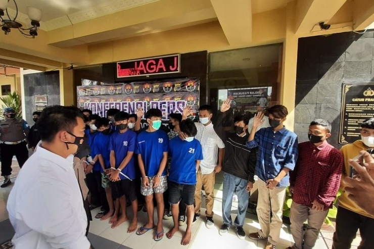 Foto Artikel : Marak Klitih di Kota Pelajar, Mengapa dan Bagaimana ... Foto Artikel : Marak Klitih di Kota Pelajar, Mengapa dan Bagaimana ...