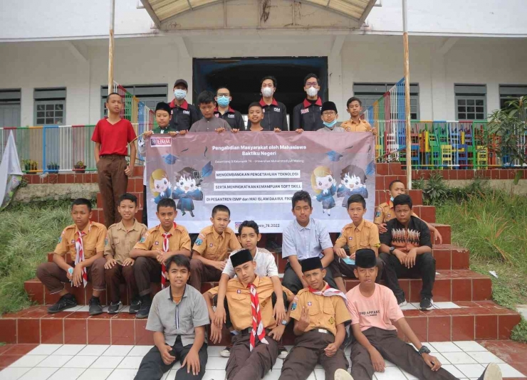 Foto Artikel Edukasi Terkait Pengetahuan Teknologi Serta Pengembangan Soft Skill Siswa Di