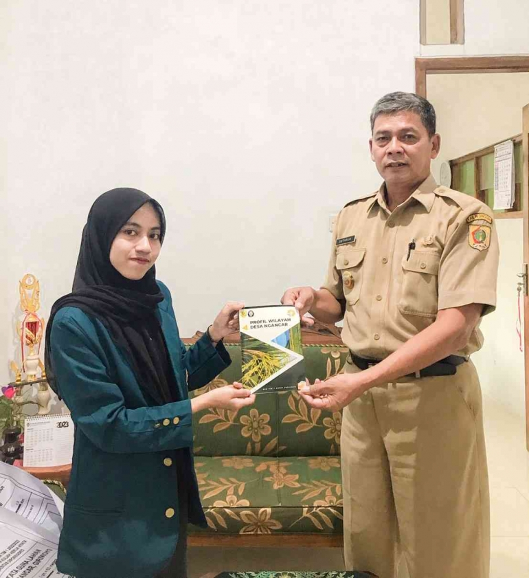Demi Mempercepat Pembangunan Desa Mahasiswa KKN Undip Merilis Buku ... Demi Mempercepat Pembangunan Desa Mahasiswa KKN Undip Merilis Buku ...