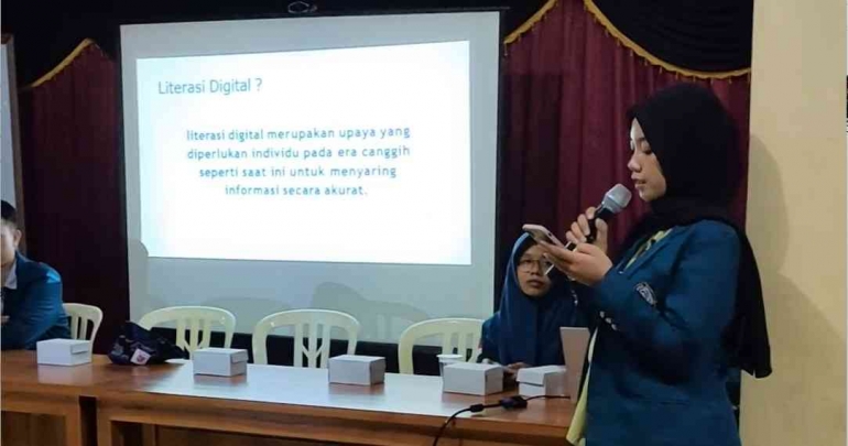 Demi Kesadaran Pentingnya Literasi Digital Mahasiswa Kkn Undip