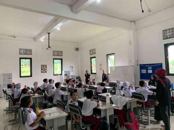 Foto Artikel : Mahasiswa UMM Menjadikan Bahasa Arab Bahasa yang Asik ... Foto Artikel : Mahasiswa UMM Menjadikan Bahasa Arab Bahasa yang Asik ...