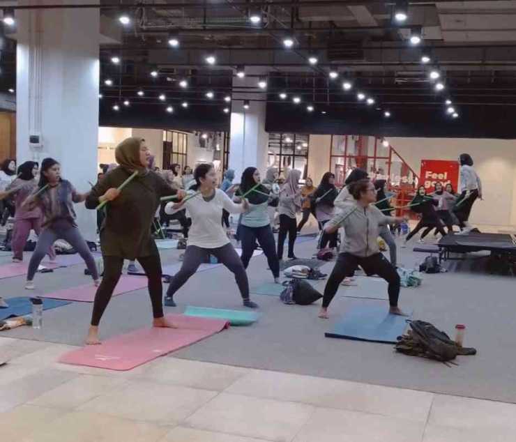 Foto Artikel Kenal Lebih Dekat Dengan Pound Fit Olahraga Unik