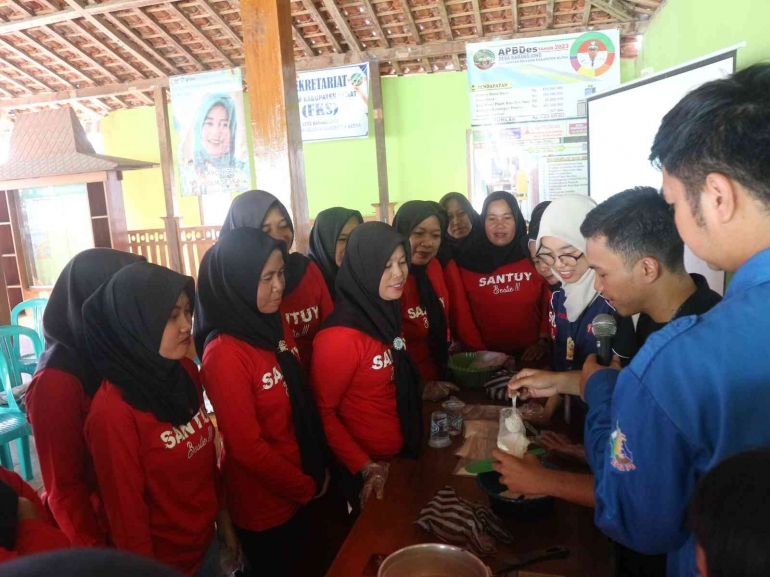 Durian Plus: Inovasi Pembuatan Tepung dari Limbah Biji dan Kulit Durian ... Durian Plus: Inovasi Pembuatan Tepung dari Limbah Biji dan Kulit Durian ...