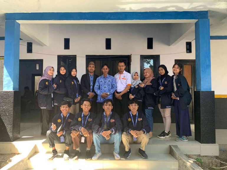 KKN UMD Periode II di Desa Curah Cottok Kecamatan Kapongan, Situbondo ... KKN UMD Periode II di Desa Curah Cottok Kecamatan Kapongan, Situbondo ...