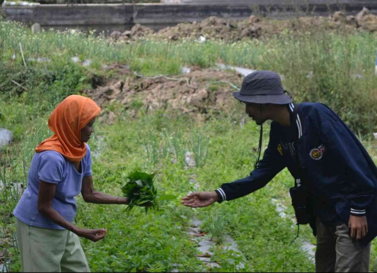 Kkn 26 Umd Kalisat Bondowoso Merangkul Masyarakat Desa Kalisat Dalam
