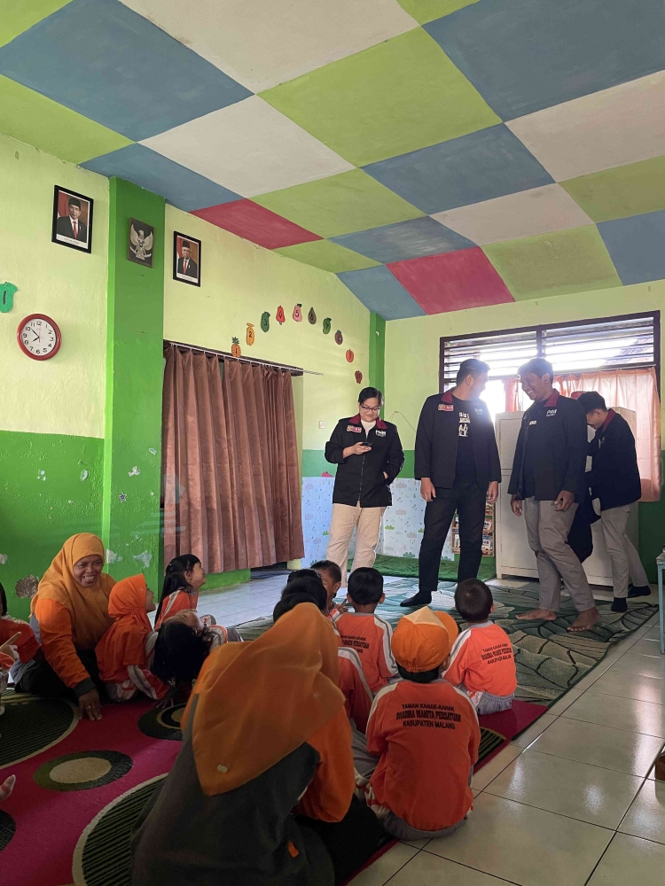 Edukasi dan Simulasi Antisipasi Penculikan Terhadap Anak di TK Dharma ... Edukasi dan Simulasi Antisipasi Penculikan Terhadap Anak di TK Dharma ...