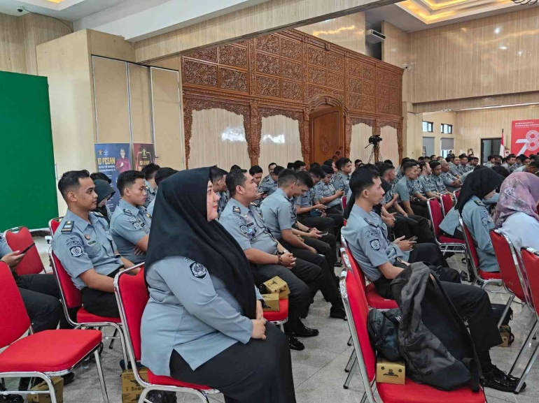 Pentingnya Peran Humas Imigrasi Cilacap Ikuti Seminar Kehumasan Kanwil