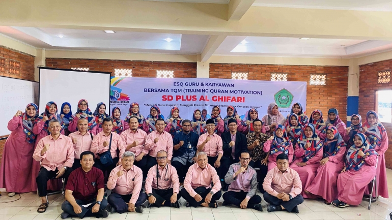 Sd Plus Al Ghifari Transformasi Guru Jadi Inspirator Melalui Esq Dan